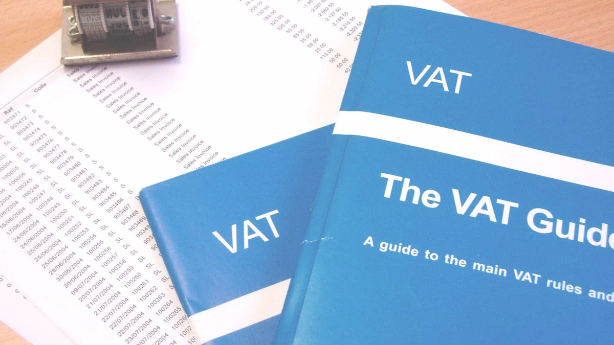 Hoá đơn lập trước ký sau 01/7/2023, VAT 8% hay 10%?